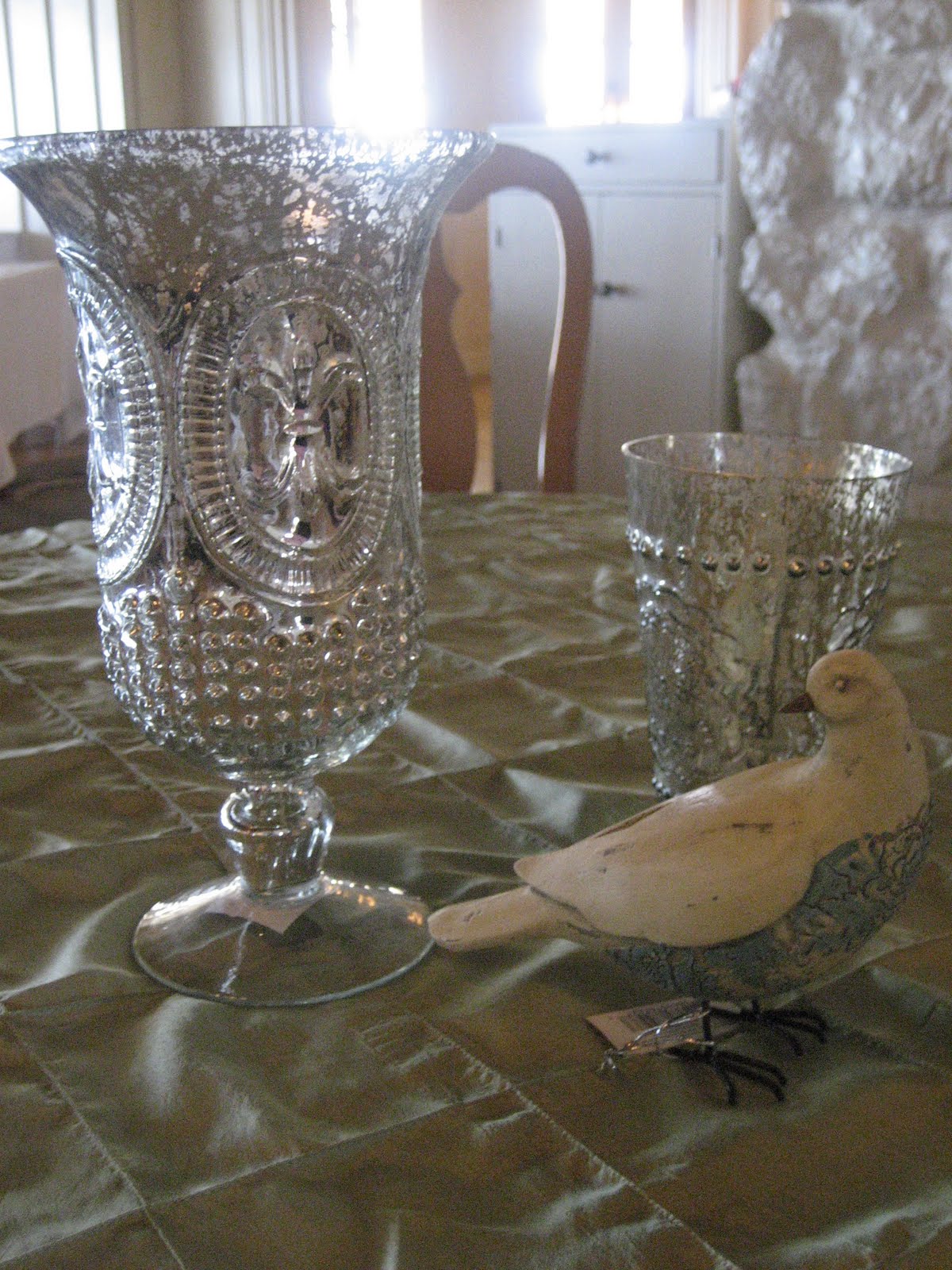 Random Reflections of a Perfectionist: Table linens: a trial