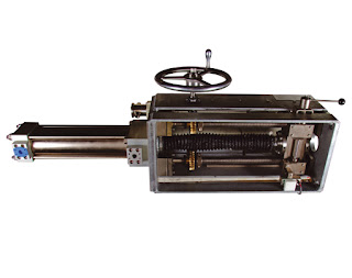 INDUSTRIAL EQUIPMENT: Actuator for FCCU Slide Valve