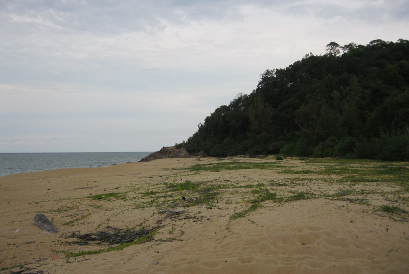 Menyelusuri Keindahan Terengganu: Pantai Teluk Mak Nik