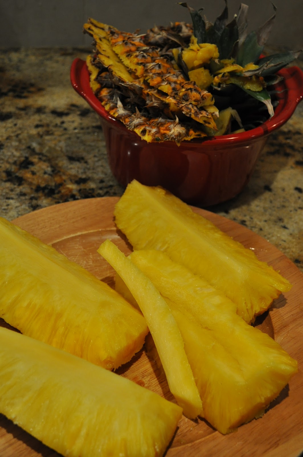 SEGEBUTĖS UŽRAŠAI: Ananaso žiedas (kepti nereikia)