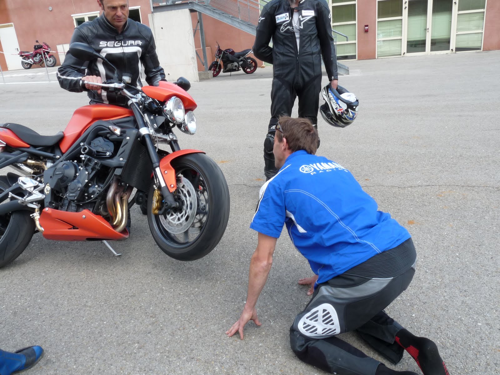 motoagogo: STAGE ROUTE/PISTE SERGE NUQUES