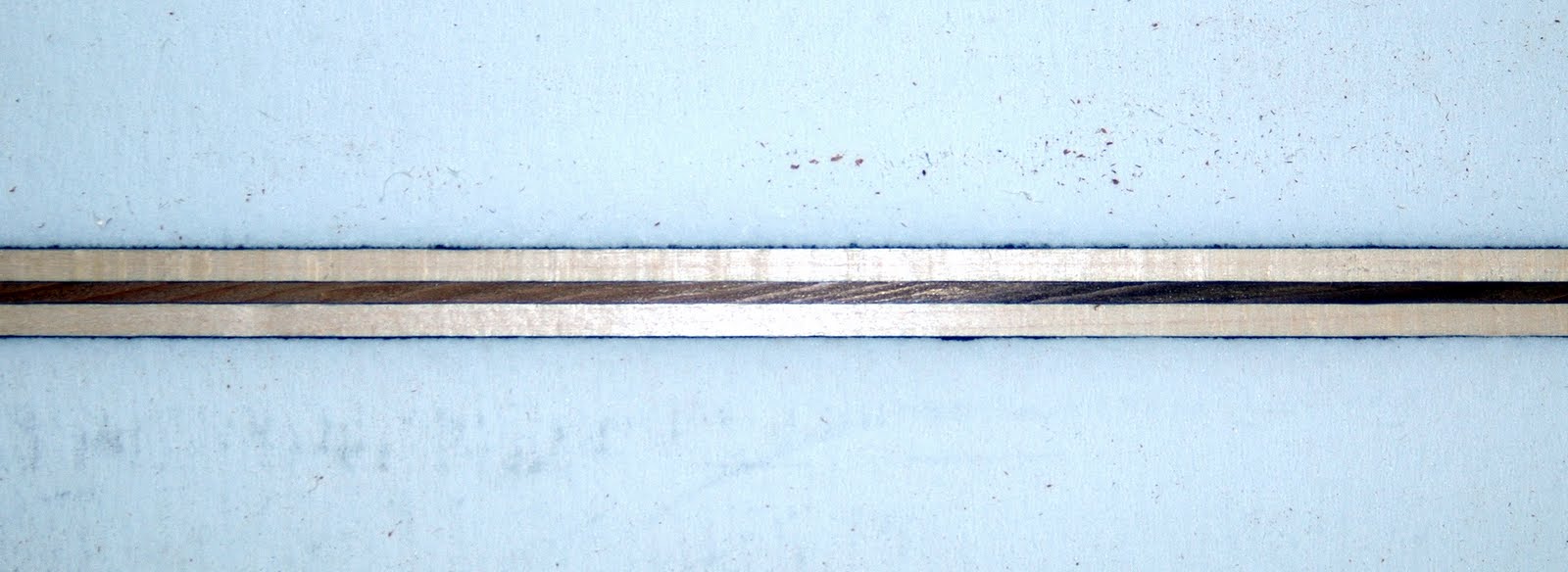 Oak Foils Custom Surfboards: Franks custom rocker and t-band glue up.