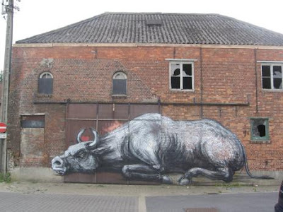 Figure Of Fun: Giant Graffiti Animals by ROA