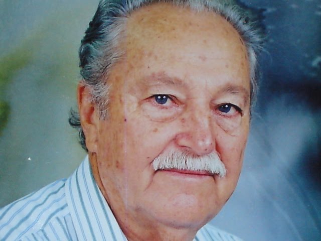 ...Angela Carolina Laino