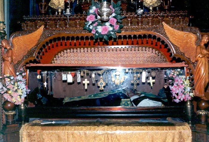 ORTHODOX CHRISTIANITY THEN AND NOW: The Miraculous Return of the Relics ...