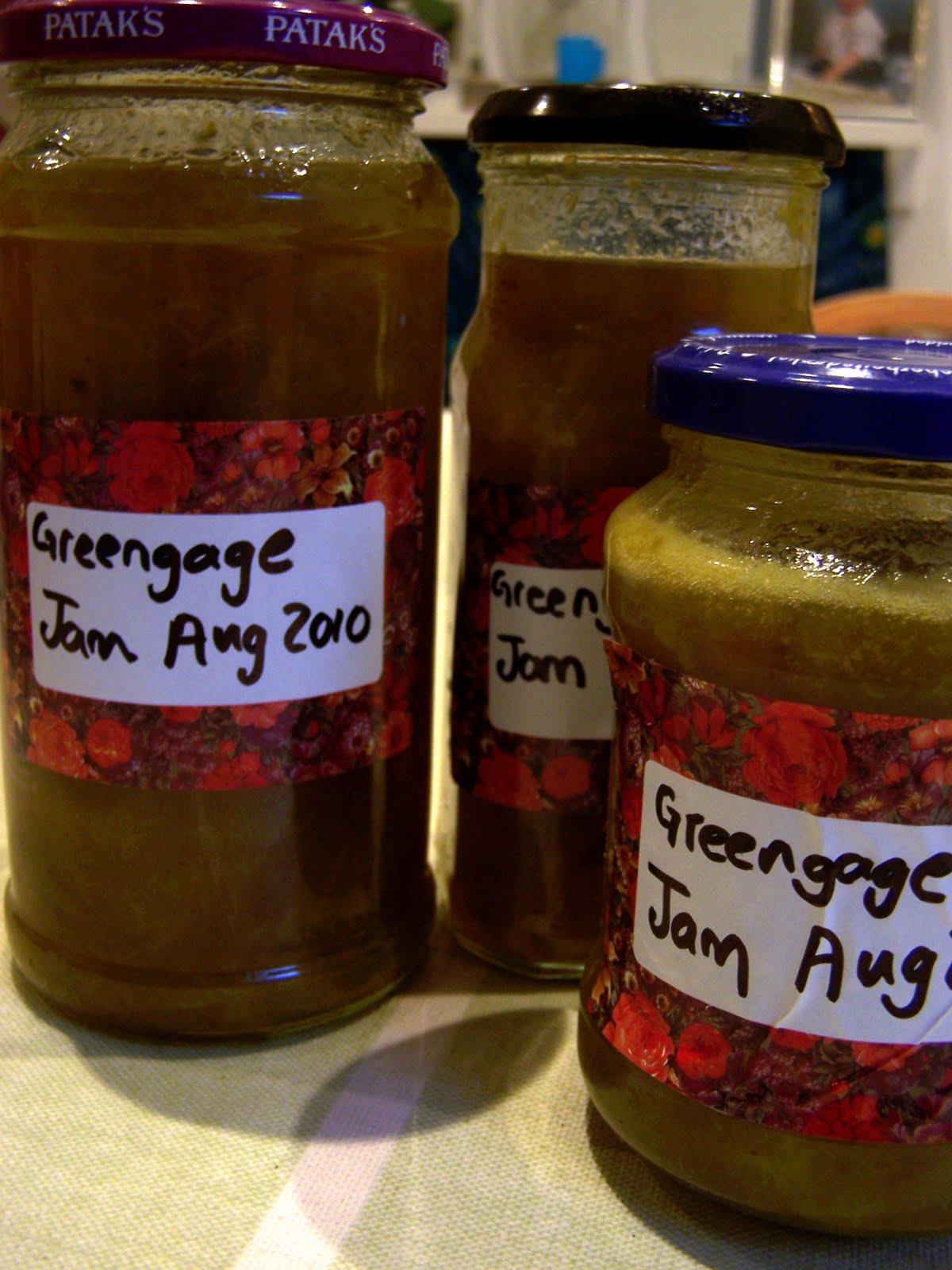 Glittering Shards | Carve out your bliss