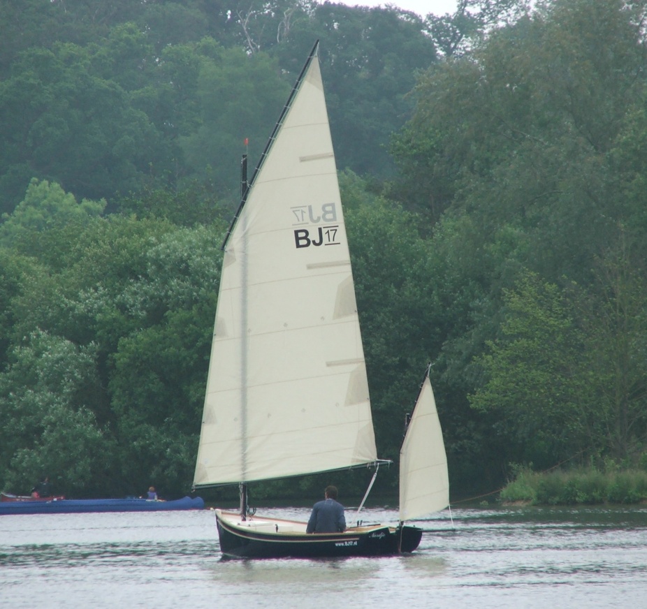 Balanced lug sail for Mariette - The WoodenBoat Forum