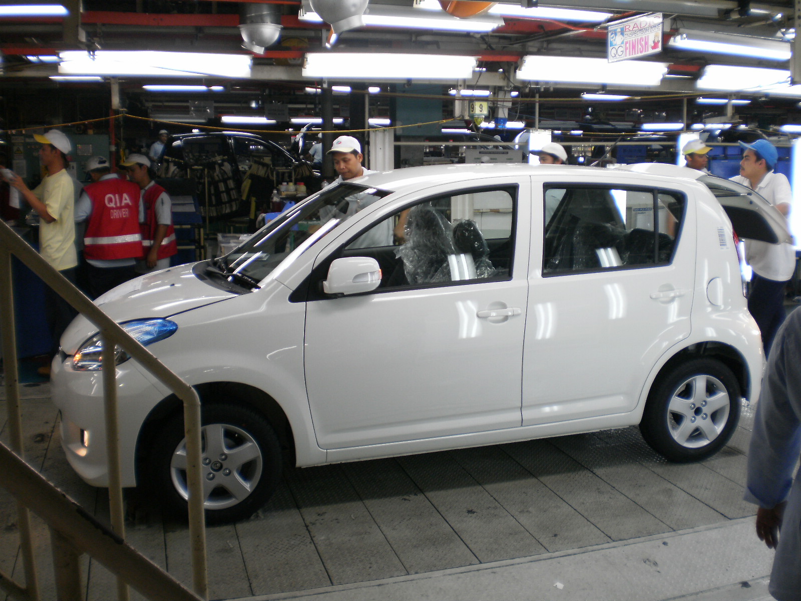 stylo mylo 's notes: Internship at perodua plant