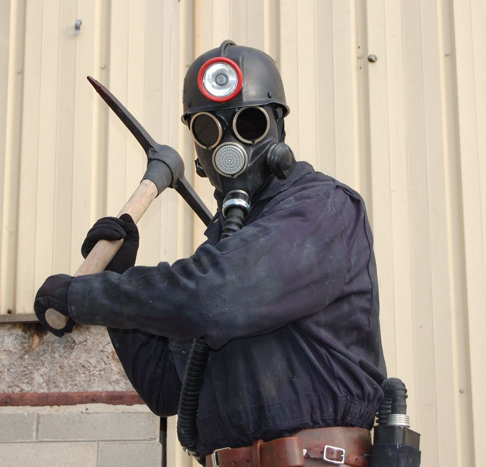 The Scarecrow's Post: Harry Warden Returns