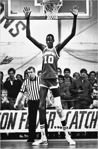 Manute Bol (1962–2010) | IL MORTO DEL MESE