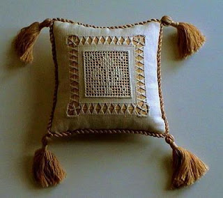 Pierrette's Stitching Gallery: The Drawn-thread Needlebook: Sharon ...