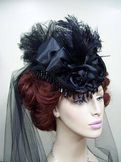 Bloggery of a Gothcat: A Year as a Victorian Lady - Yay or Nay?