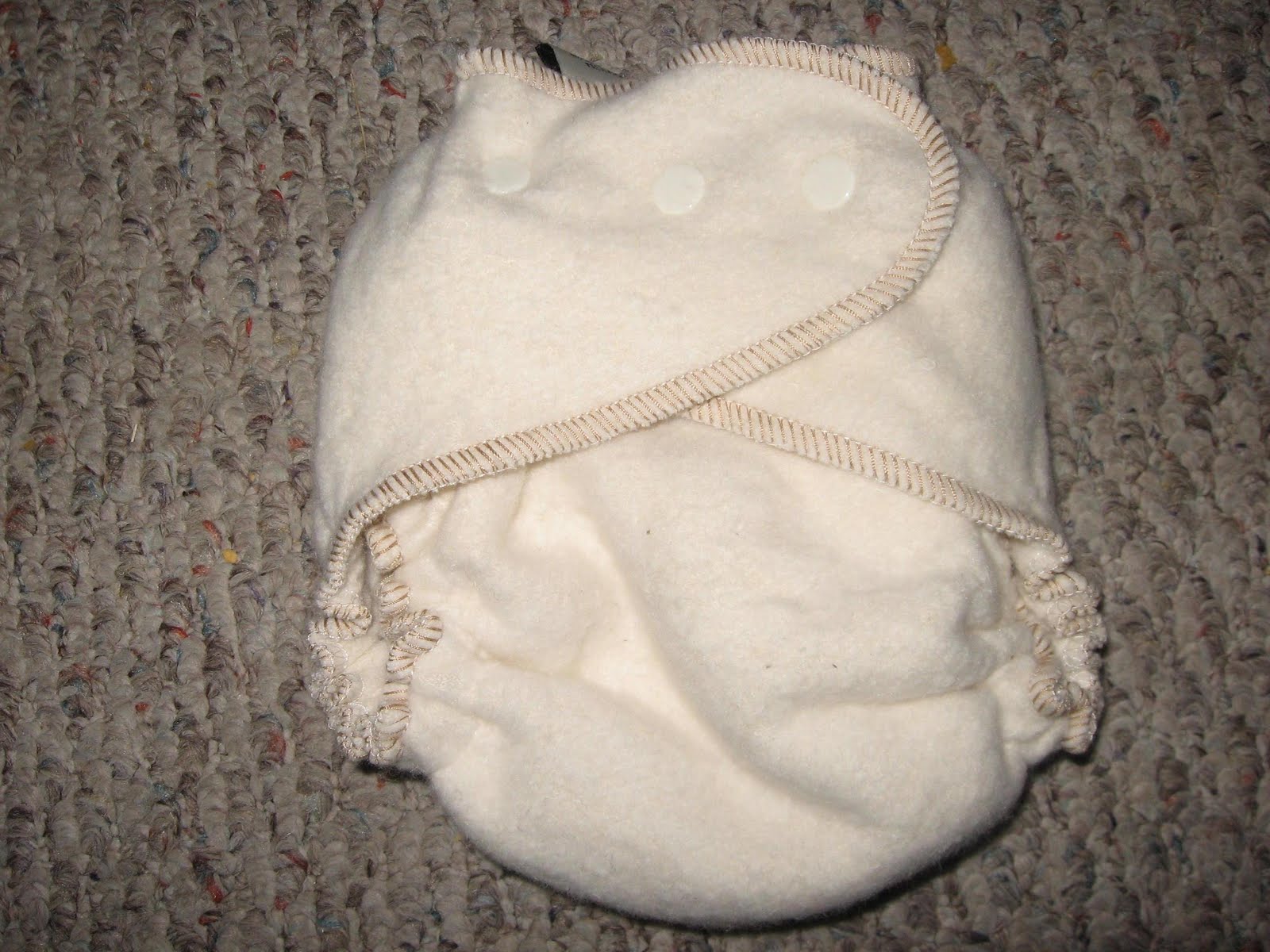 Cloth Diaper Addiction: Kissaluvs Fitted Review