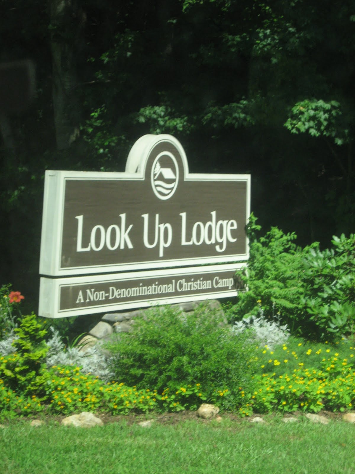 One day inside this life of mine.: Look Up Lodge 2010! :)