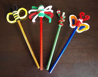Pipe Cleaner Pencil Toppers | Munchkins and Mayhem