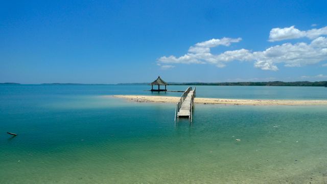 The Island Explorer: Nagarao Island: Guimaras