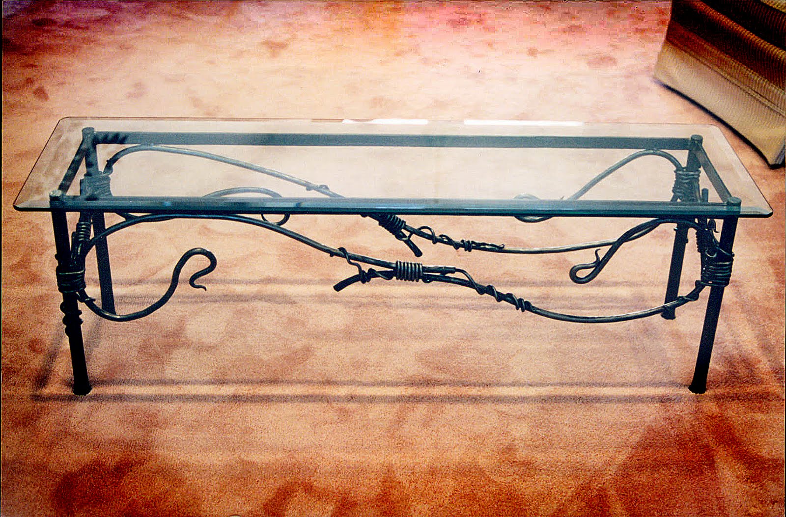 Reeds Blacksmith Shop: Vine Table