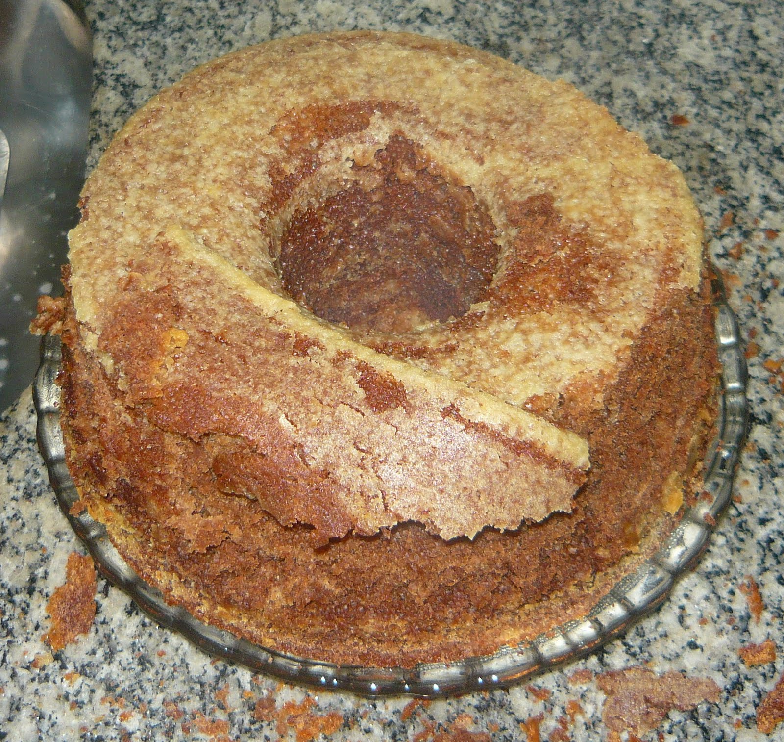 Valei-me São Benedito! Serei Vegana!: O Bolo Mais feio do Mundo!