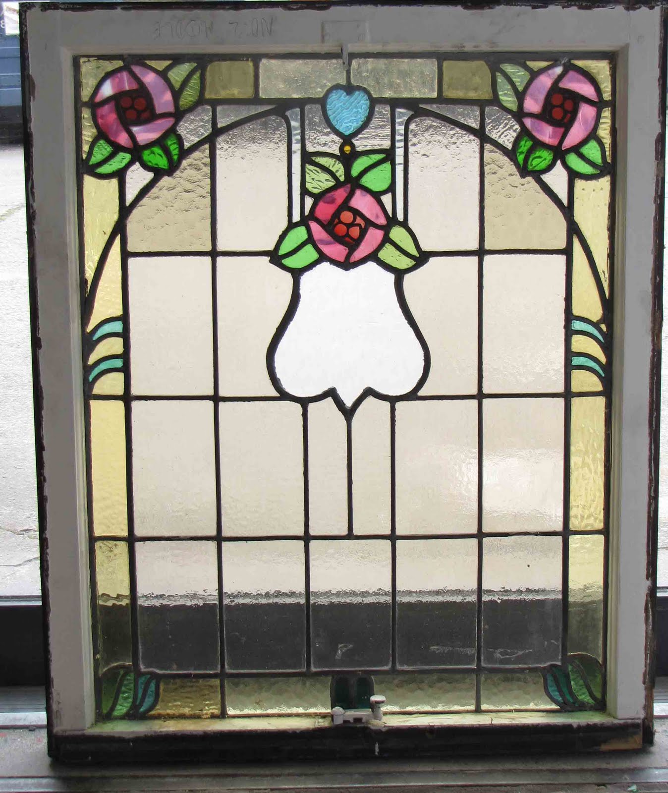 Verrier: Encapsulating Leaded Glass Panels, 2