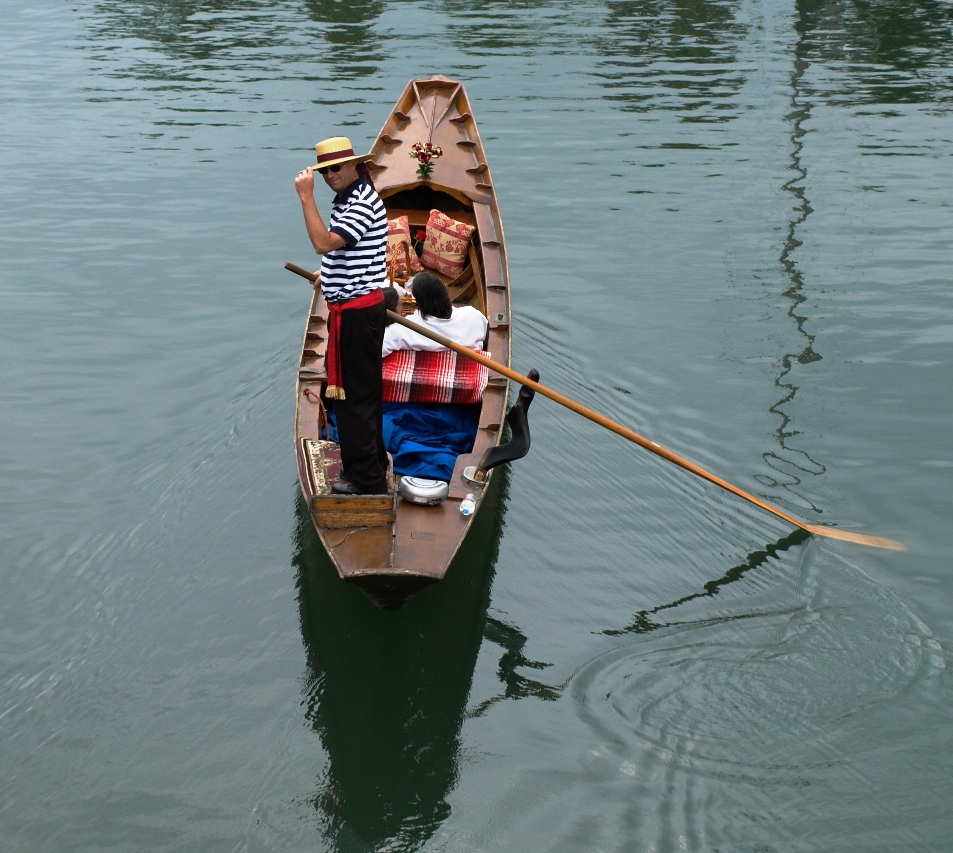 The Gondola Blog: Another Look at the Pupparin in Alamitos Bay