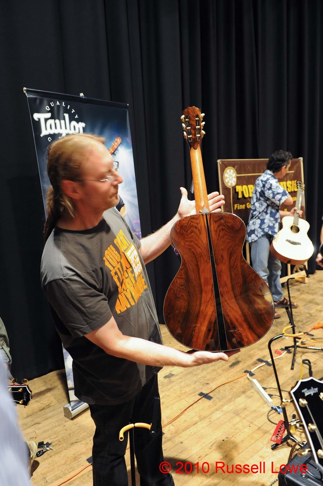 "The Way I See It": Taylor Guitars Roadshow with Bob Taylor and Wayne ...