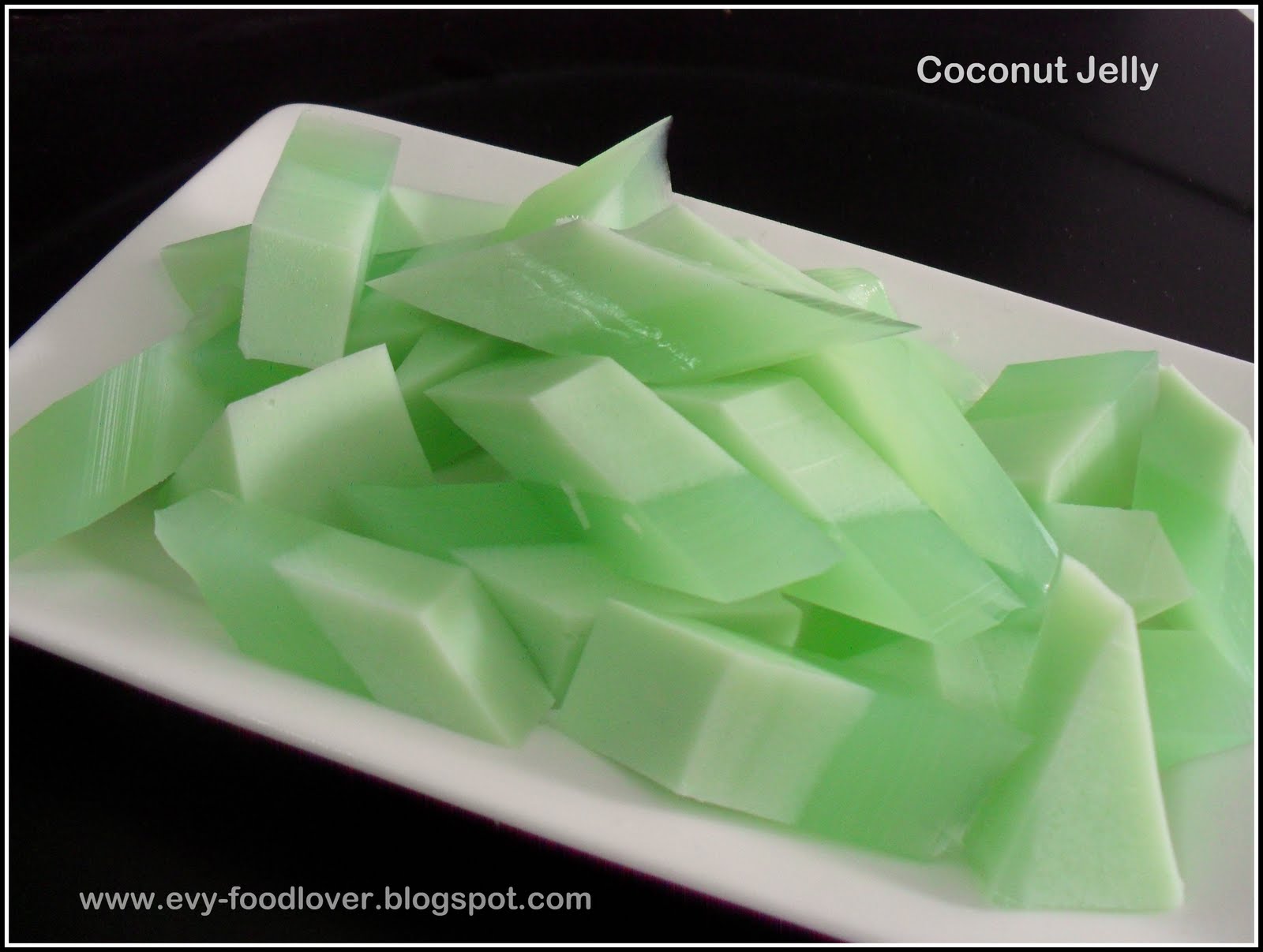 EVY's Kitchen: Two Layer Coconut Jelly