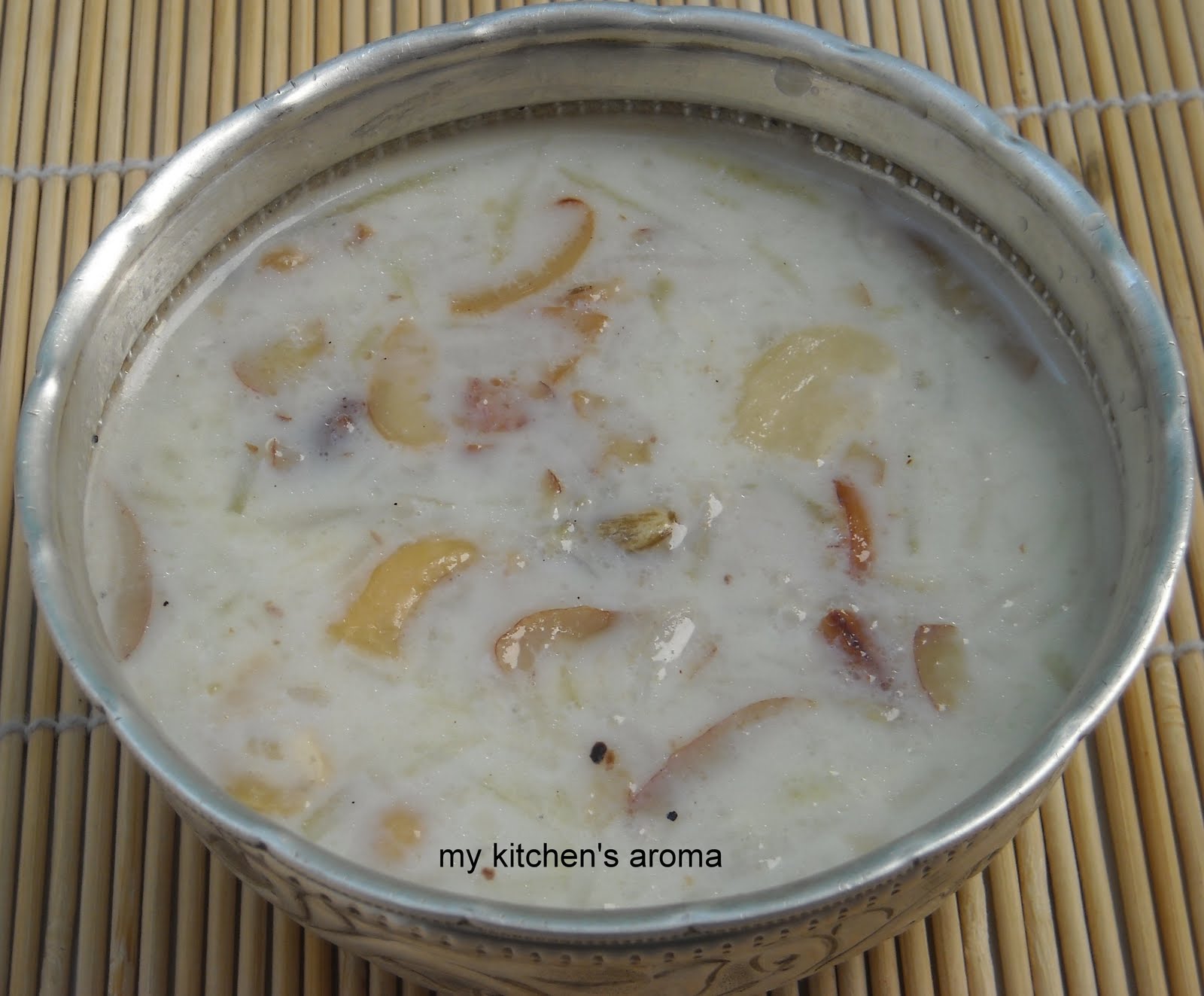 My Kitchen's Aroma: Kadhu Ki Kheer