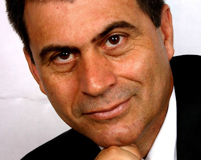 Blog Fé & Trabalho: Quem é ROBERTO MARQUES?