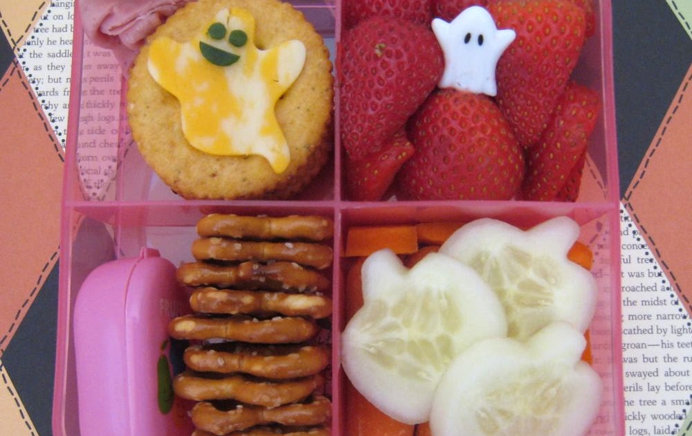 A Not-so-Spooky Ghost Bento Snack