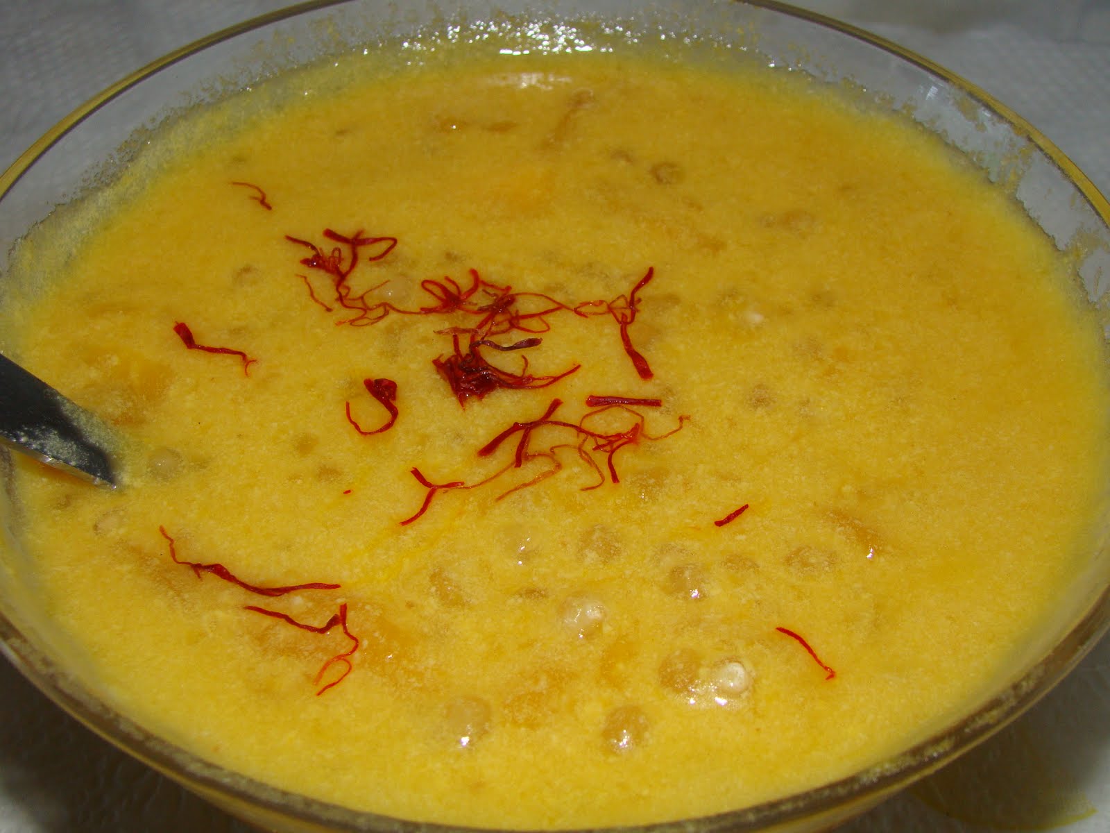 Sweet Karam Kapi :): Mango Sago dessert
