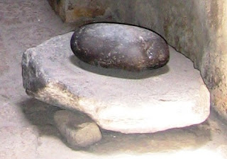 Eating Chilean: Eating Piñones