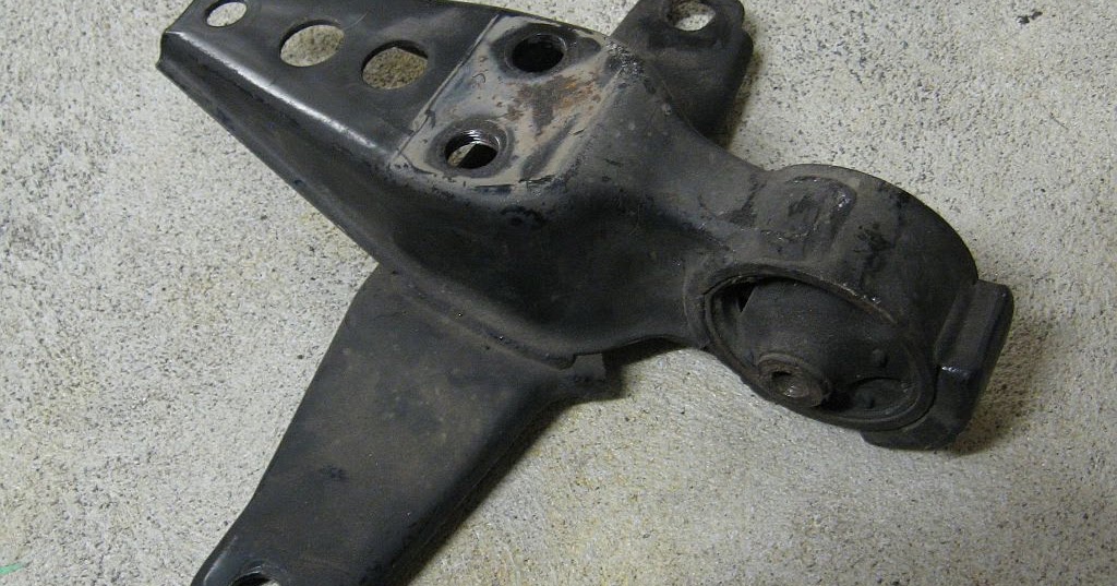 Modifying rear Starlet mount