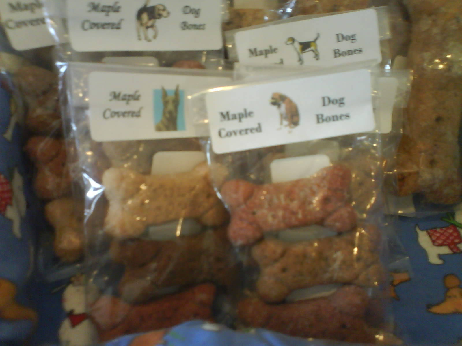 Chomp your way to happy tails: Top 10 dog food products in Chardon ...