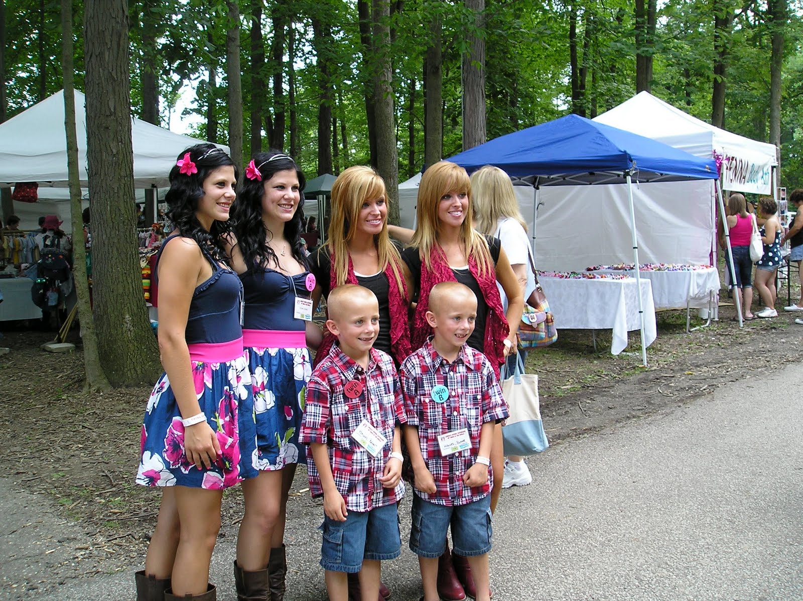 Twins Day Festival - Twinsburg | Ohio Festivals