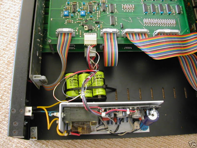 MATRIXSYNTH: Linn LM-1 LM1 Drum Machine