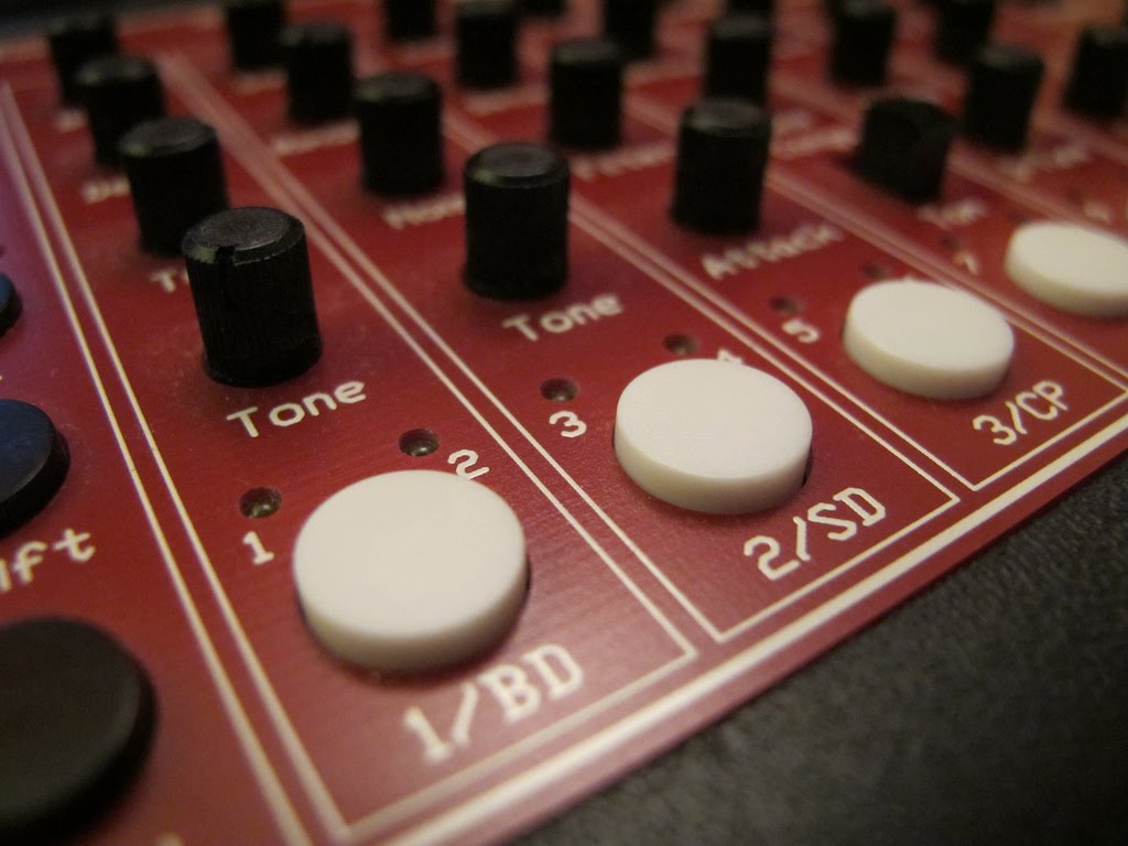 MATRIXSYNTH: MFB-522 Rhythm machine