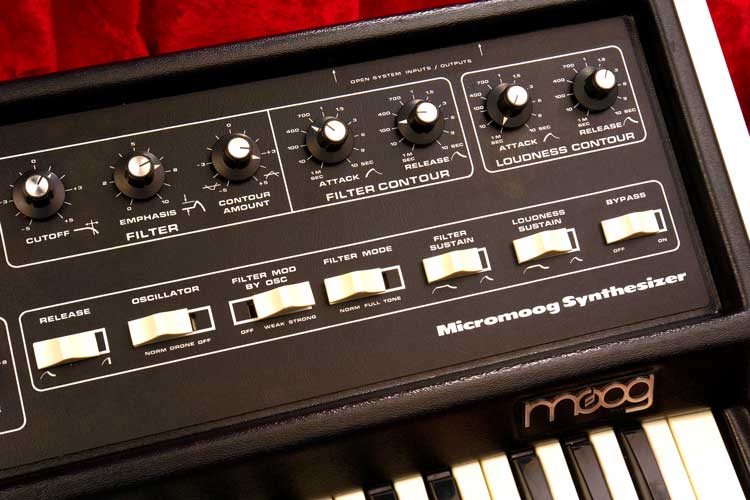 MATRIXSYNTH: MOOG MICROMOOG with New Power Supply