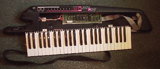 MATRIXSYNTH: Inside a Vintage Lync LN-4 Midi Keyboard Synthesizer