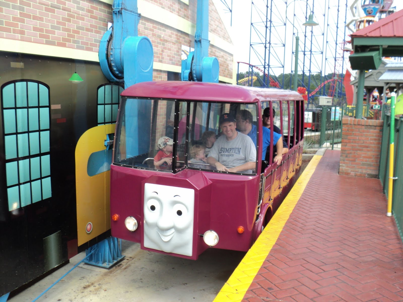 Gotta Love the Drakes: Thomas Town!