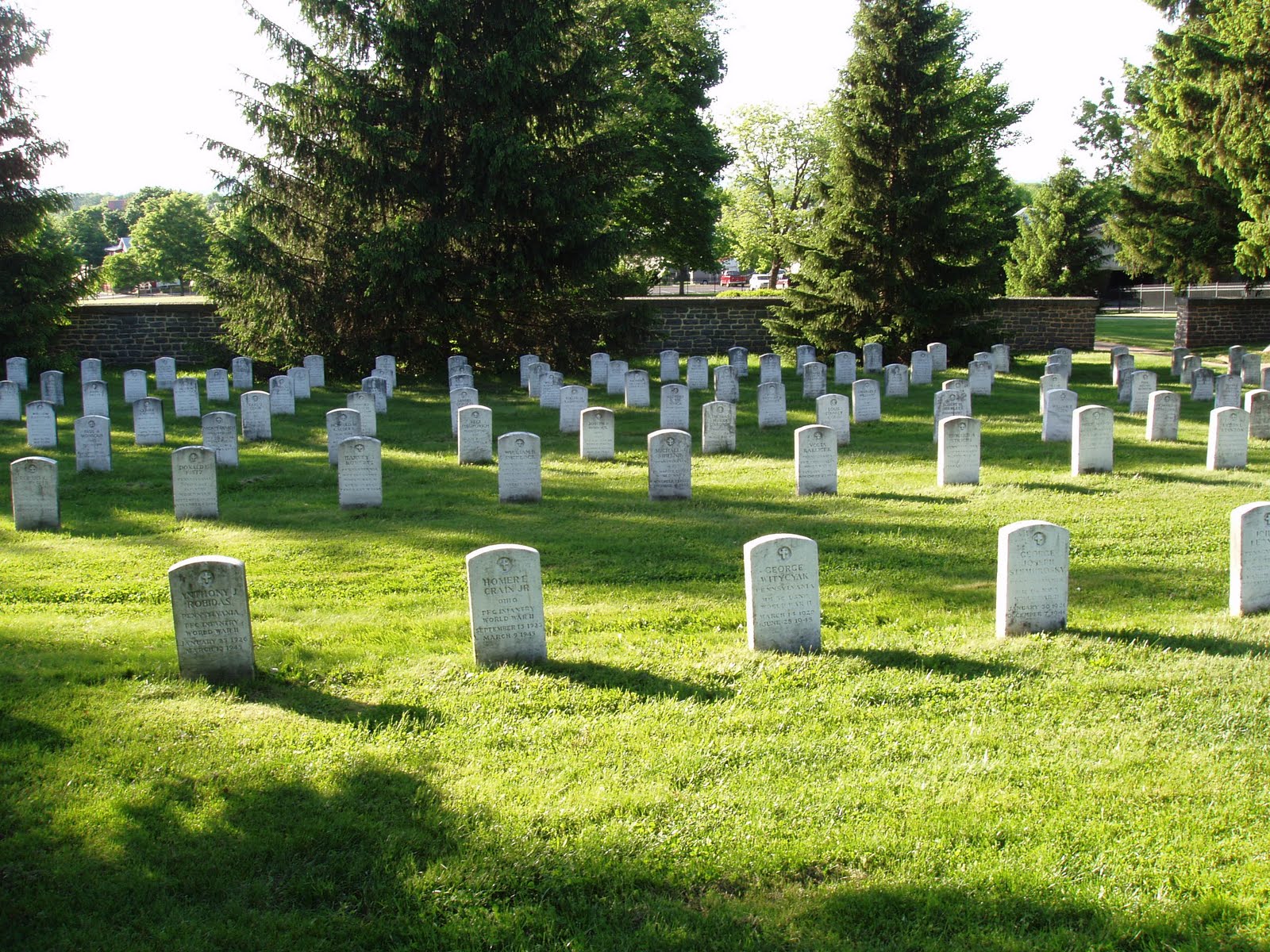 Chuck and Verna Mogged