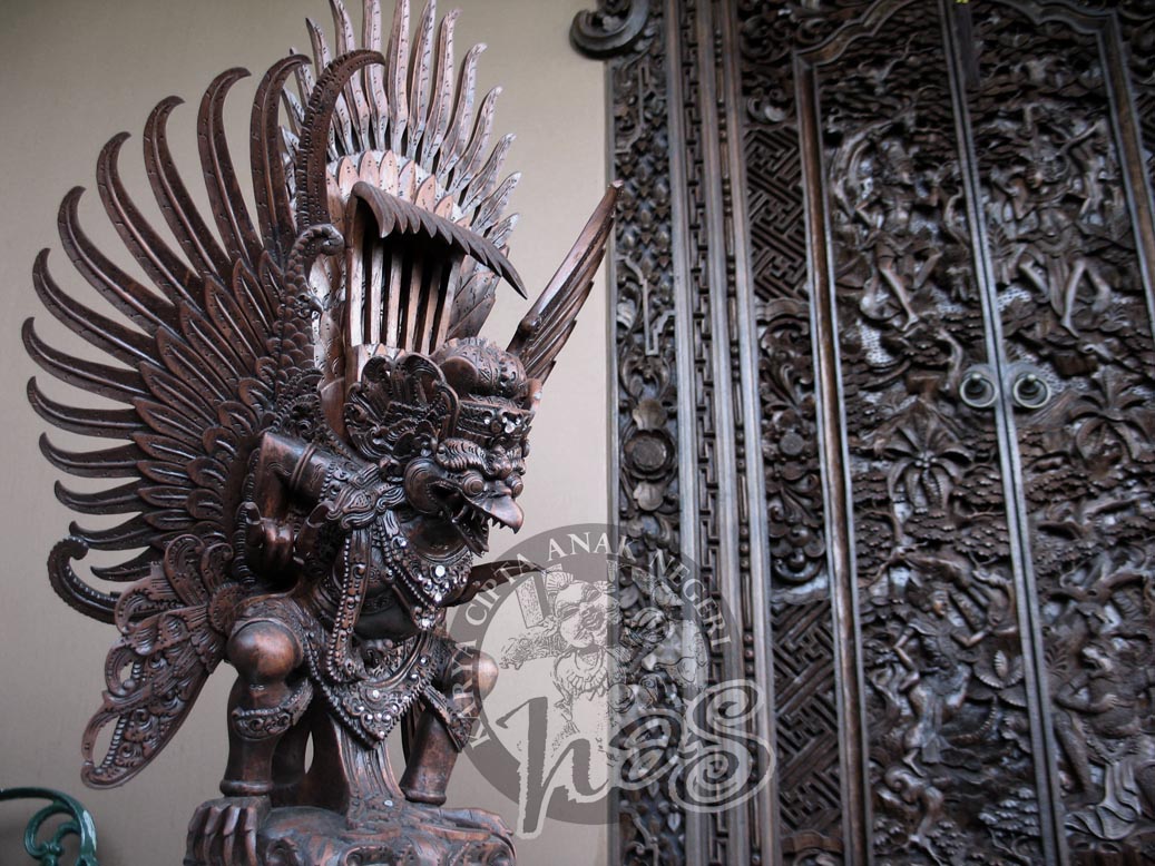 Omahbali ( Penikmat Karya Anak Negeri ): Seni Patung Kayu