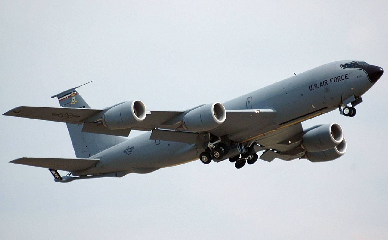 nhungdoicanh: Boeing KC-135 Stratotanker