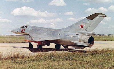 nhungdoicanh: Mikoyan-Gurevich MiG Ye-8