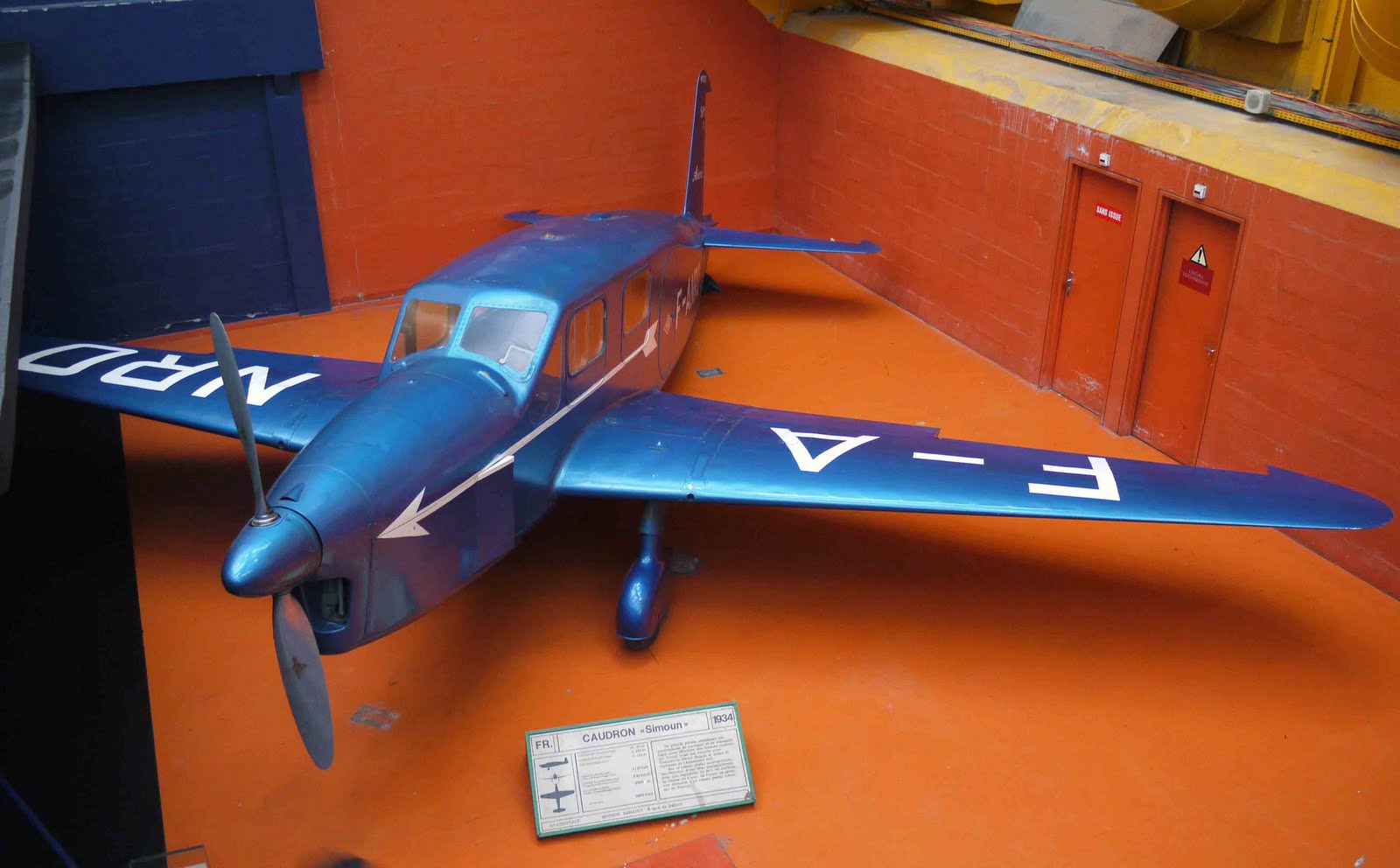 nhungdoicanh: Caudron C.635 Simoun