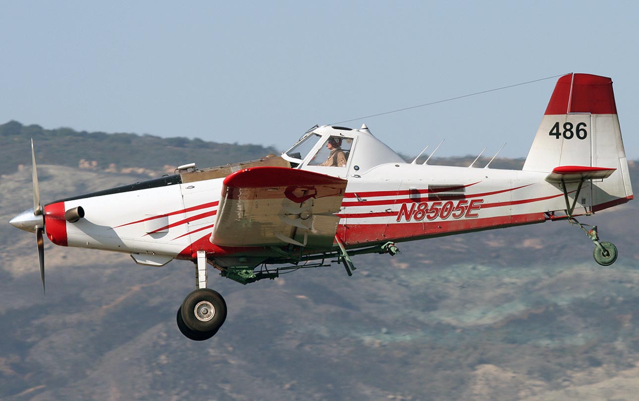 nhungdoicanh: Air Tractor AT-802