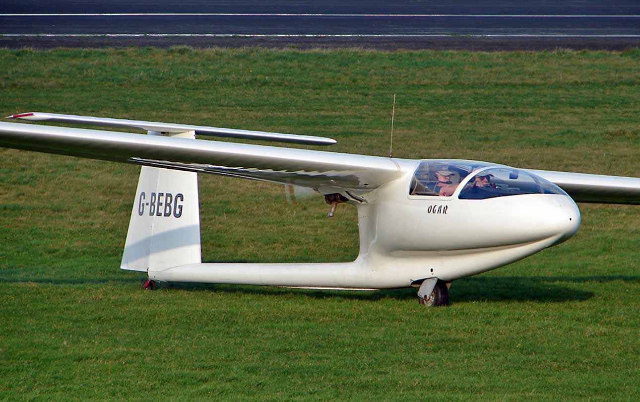nhungdoicanh: PZL-Bielsko SZD-45 Ogar