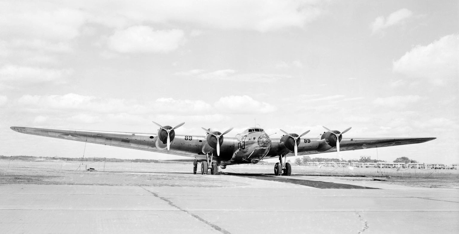 nhungdoicanh: Boeing XB-15