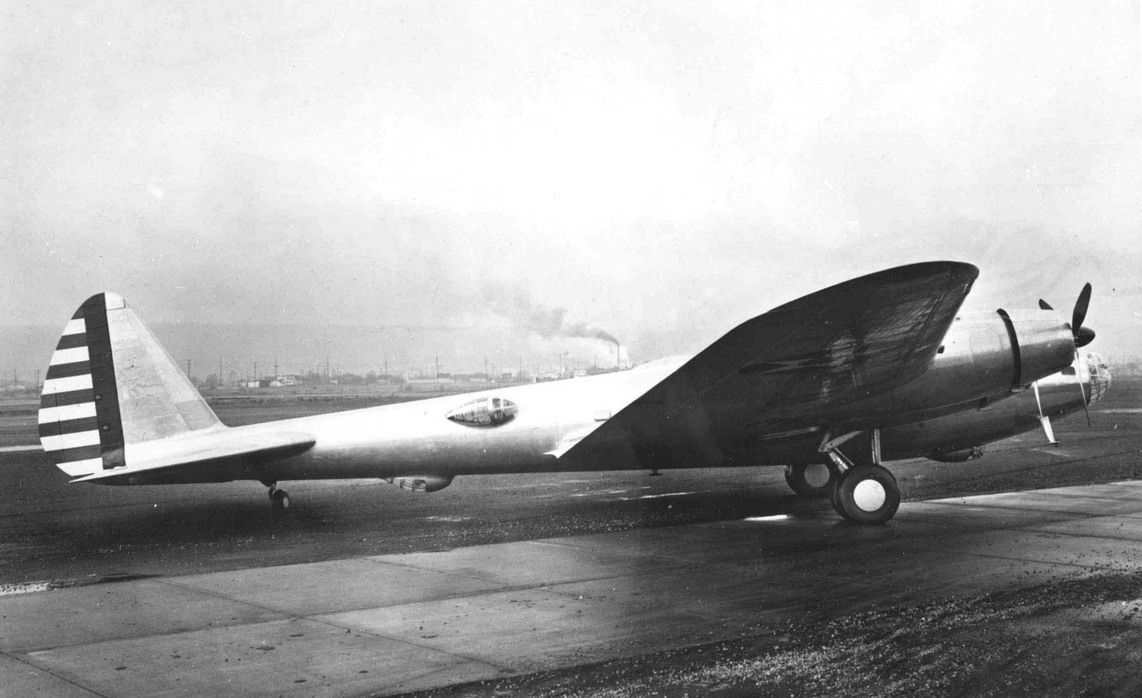 nhungdoicanh: Boeing XB-15