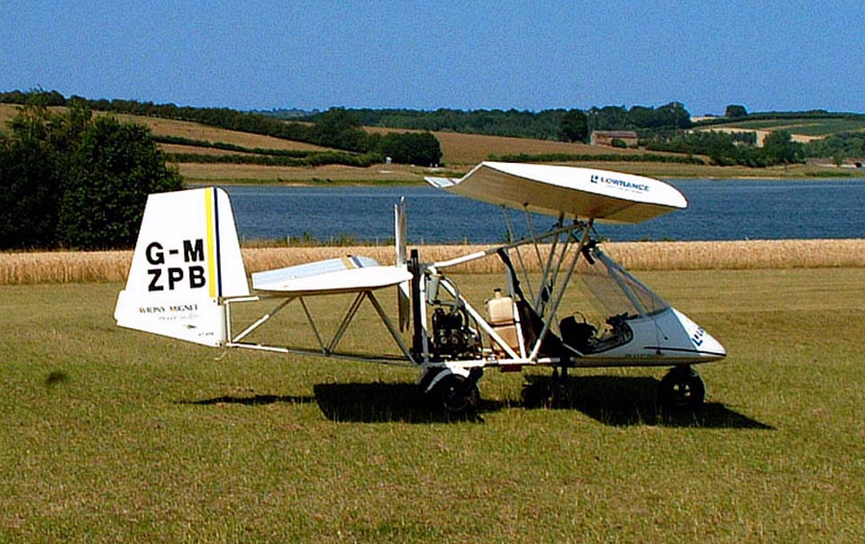 nhungdoicanh: Mignet HM-1000 Balerit