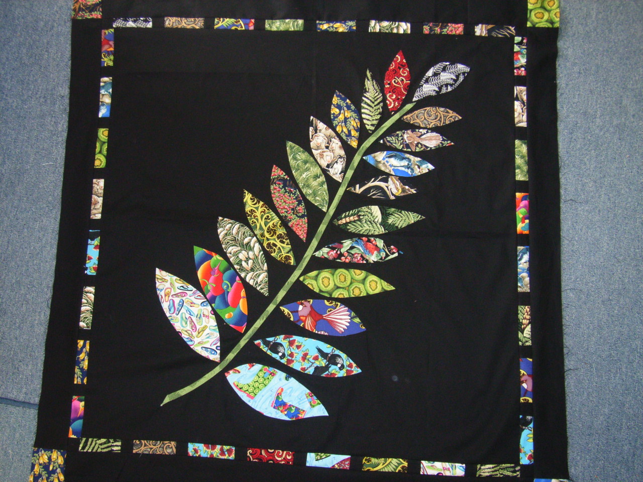 Village Books and Crafts: NZ Fern Quilt